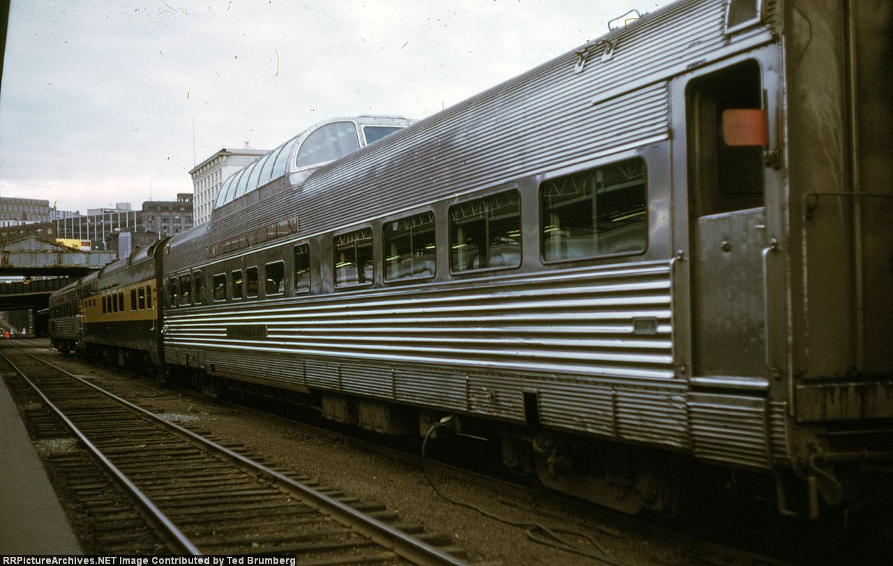 CB&Q #4727 SILVER STREAM