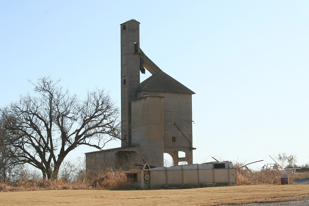 ATSF coal tower