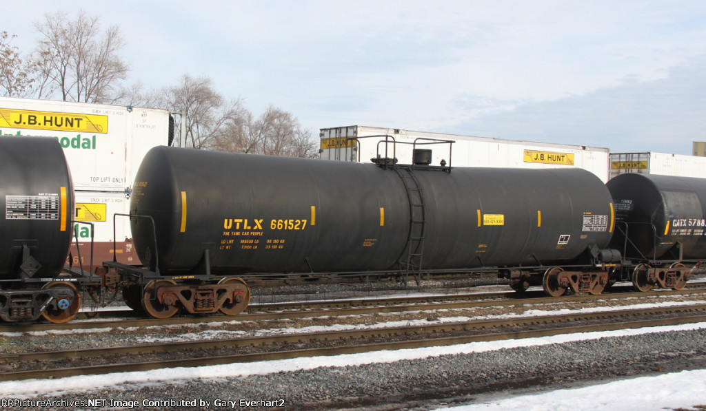 UTLX 661527 - Union Tank Car