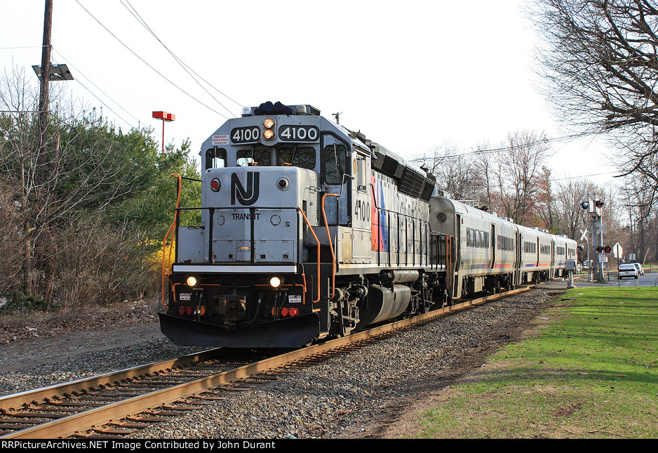 NJT 4100 on train 2121