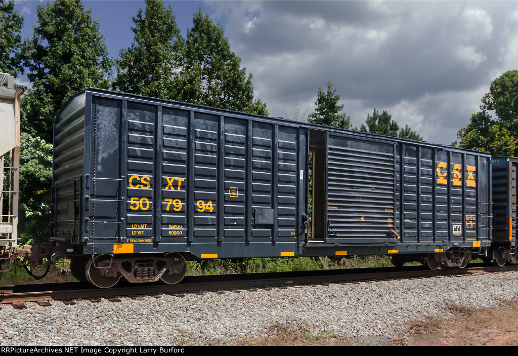 CSXT Box Car