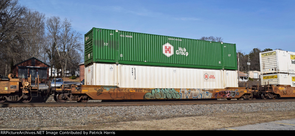 FEC 71197 53 well car with HGIU 649498 Hub 53 container atop NHWU ...