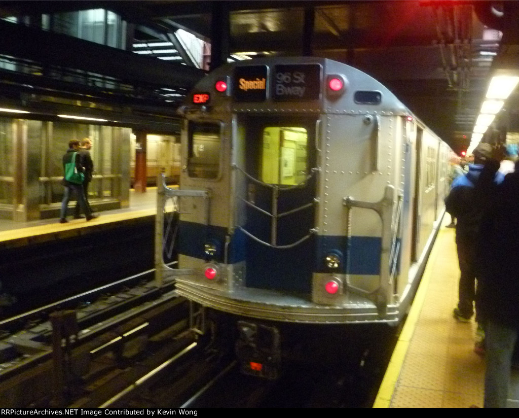 IRT Main Line R33 9206