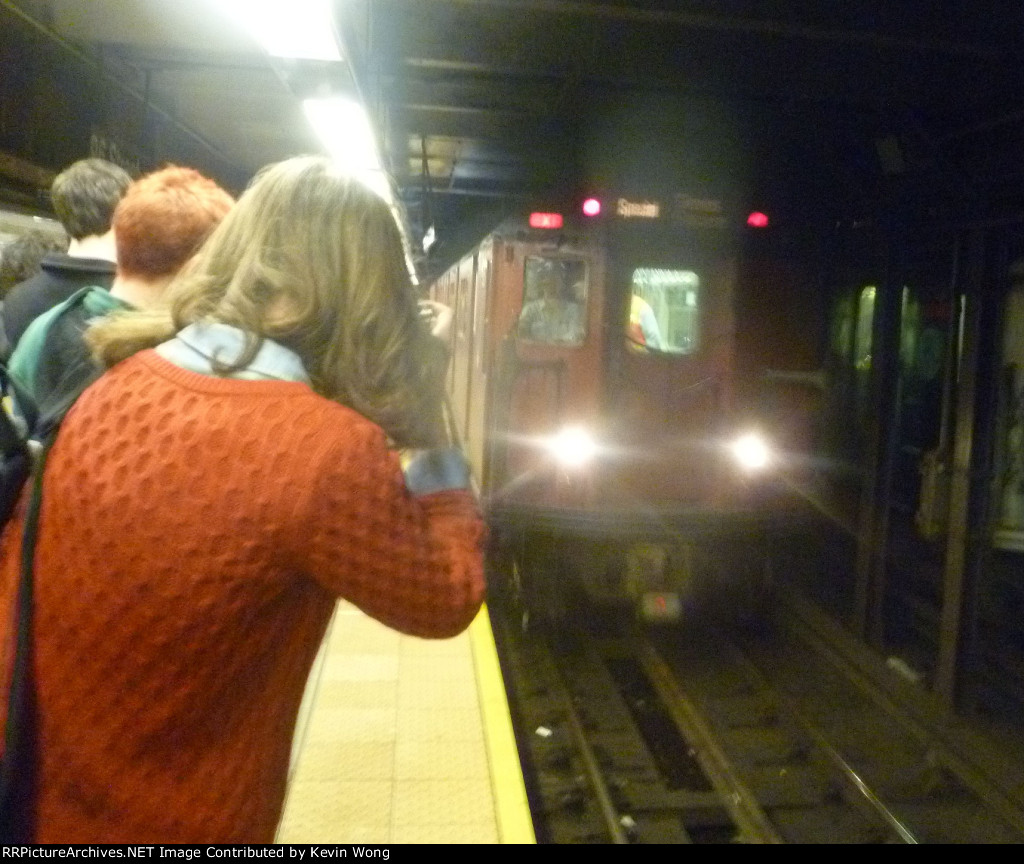 IRT World's Fair R36 9587 leads the IRT 110th anniversary special