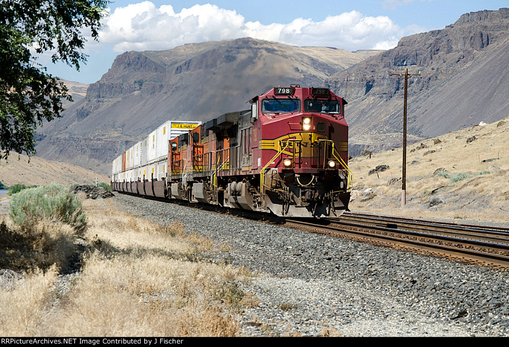 BNSF 798