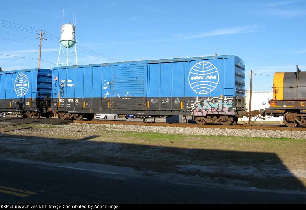 MEC 31932 PAR Boxcar