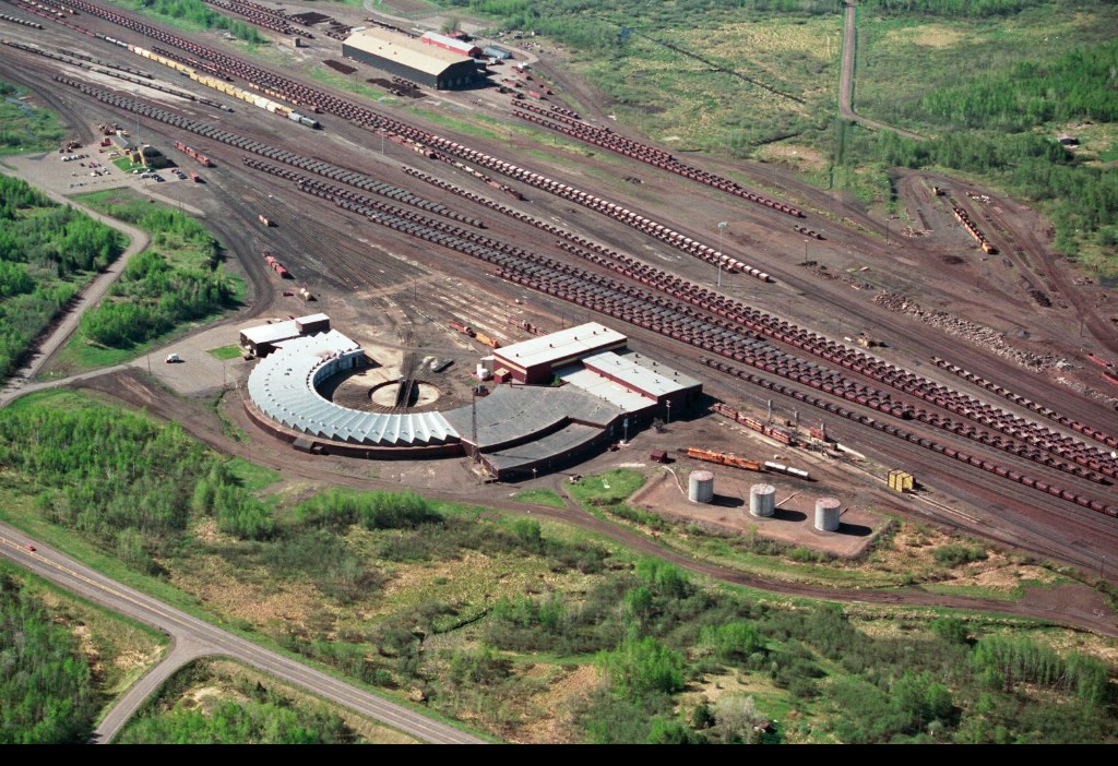 DM&IR Roundhouse and Carshops