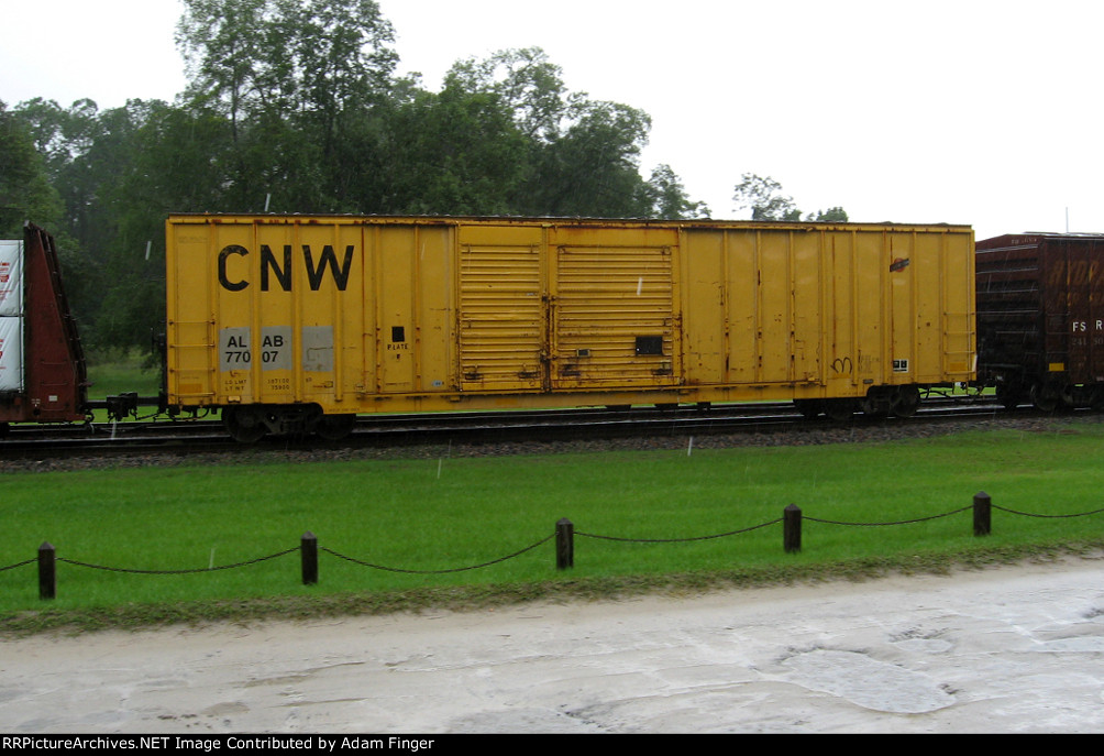 AB 77007 Old CNW Boxcar