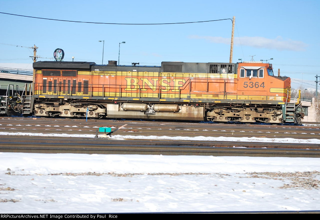BNSF 5364