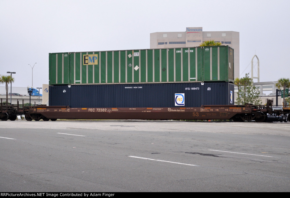 XFEU 668473 FEC Container