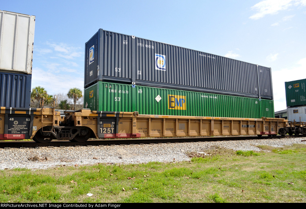 XFEU 668733 FEC Container
