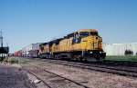 Pictures of CNW 8647