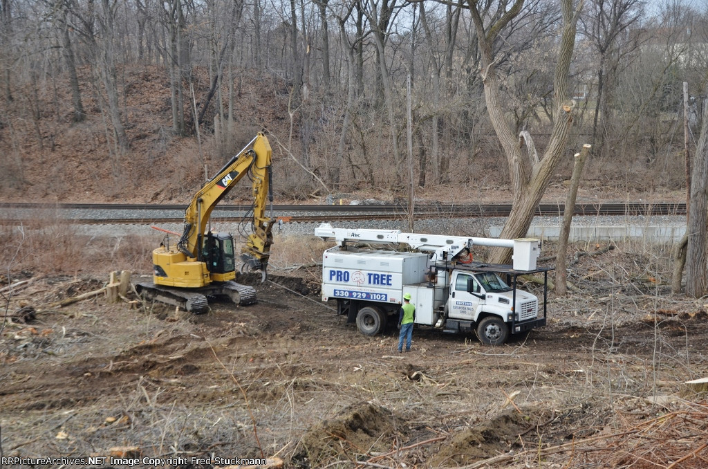 Jaws is dragging the truck out of the rut it was stuck in.