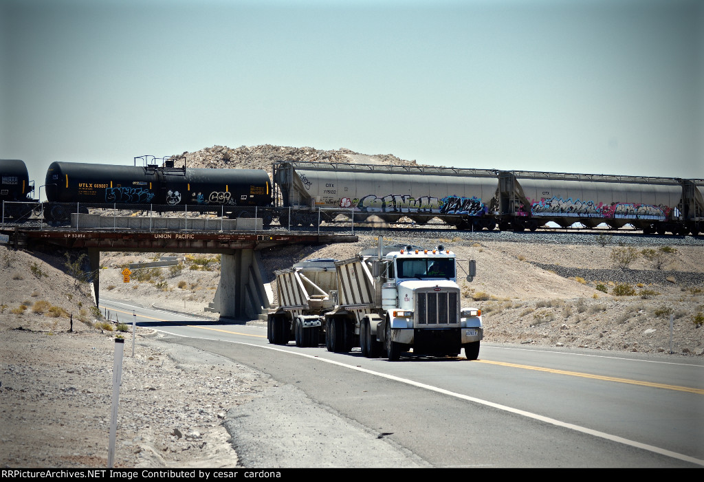 Untitled [www.rrpicturearchives.net]