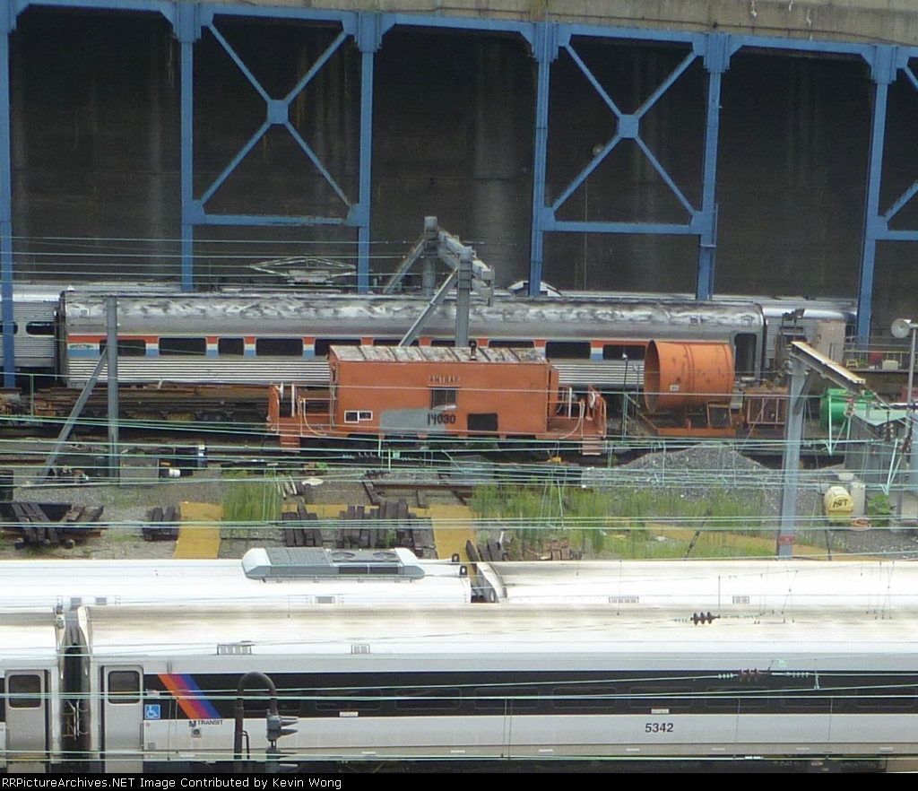 Amtrak caboose 14030