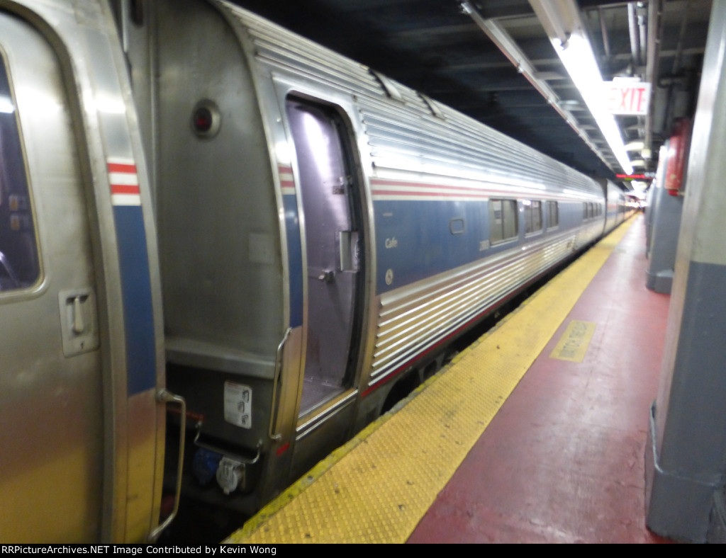 Amfleet II Lounge 28003