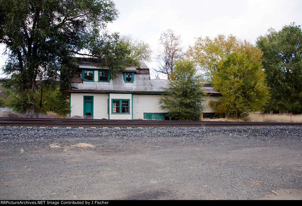 Gateway, Oregon depot, now on the Oregon Trunk (BNSF)