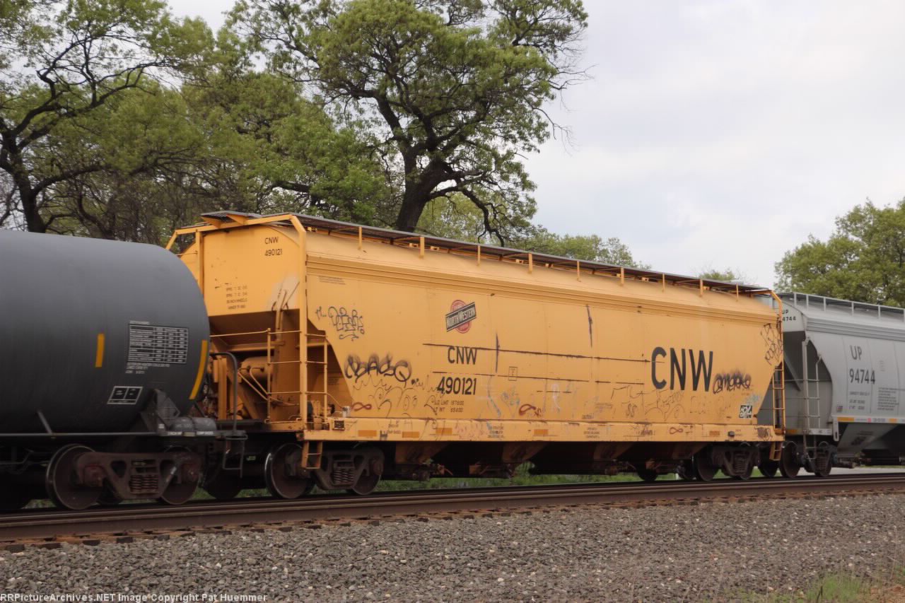 CNW 490121
