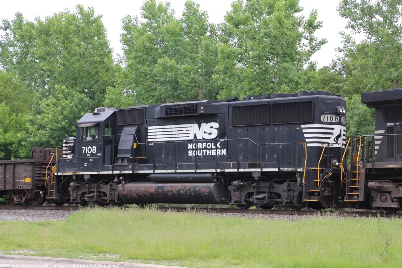 NS 7108