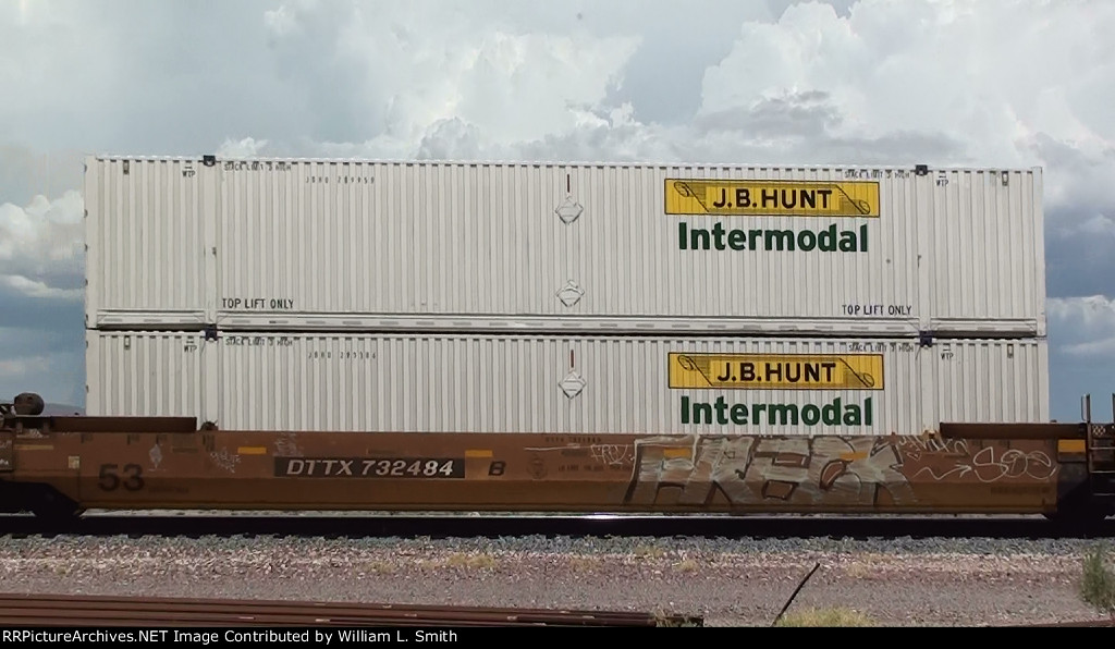 EB Intermodal Frt at Goffs CA-92