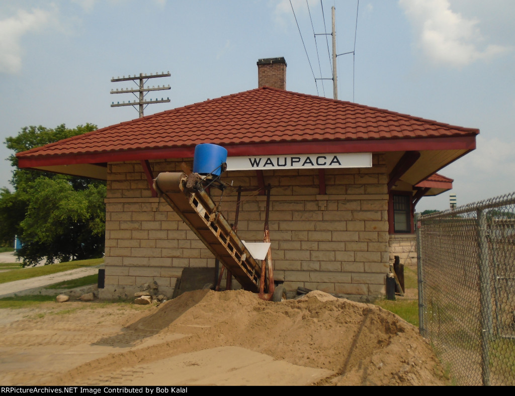 Waupaca Station