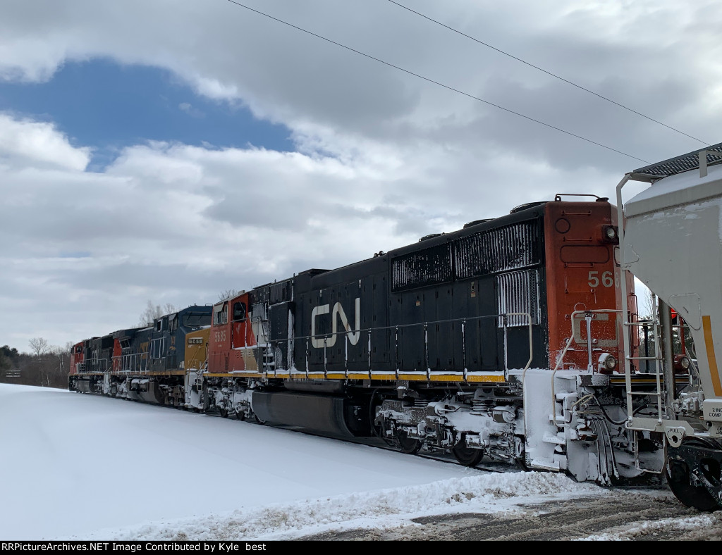 CN 5685 on 68N