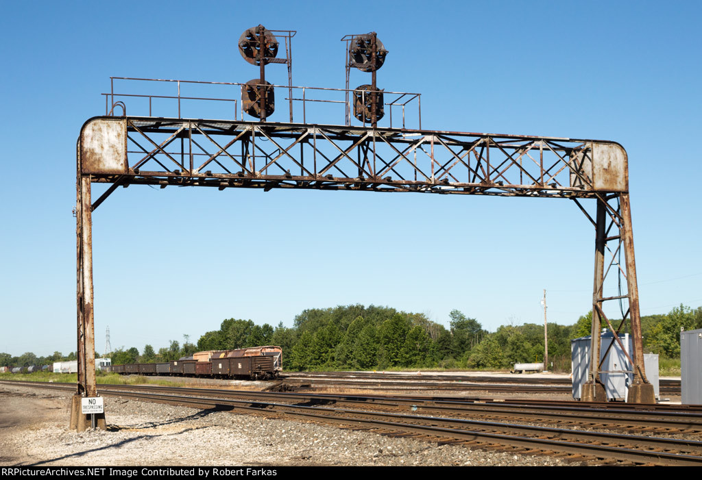 Eastbound ex-PRR signal bridge on NS