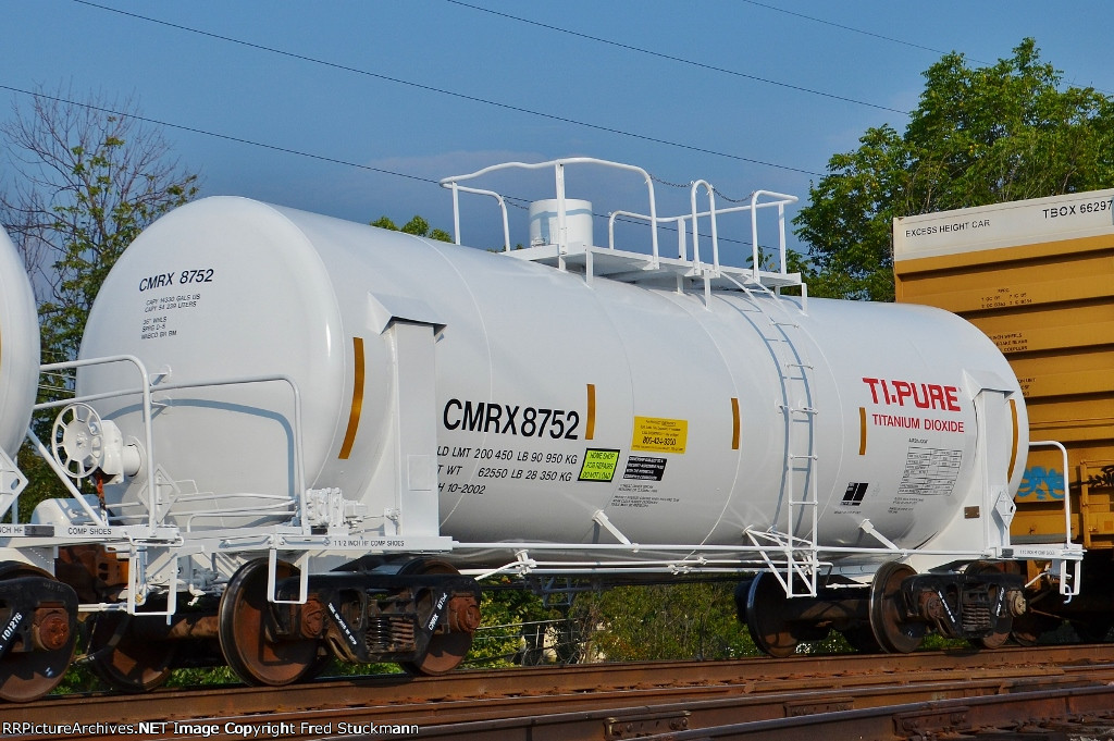 CMRX 8752 is new to rrpa.