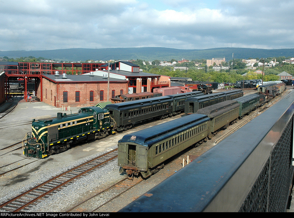 CNJ Restored RS3 and former Lackawanna Coaches