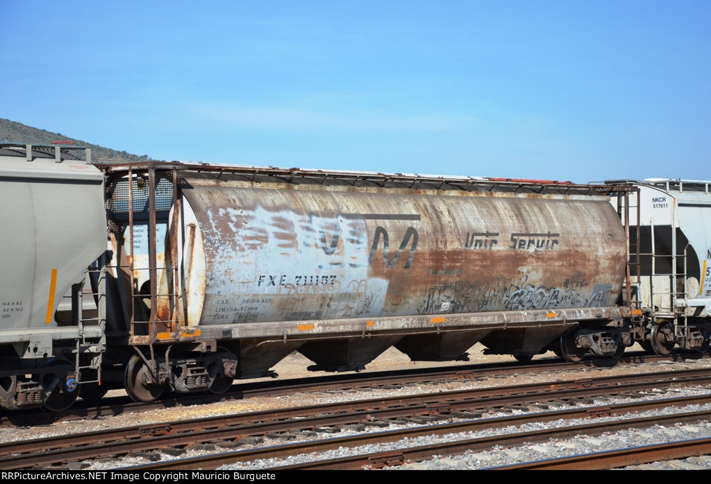 FXE Cylindrical Hopper