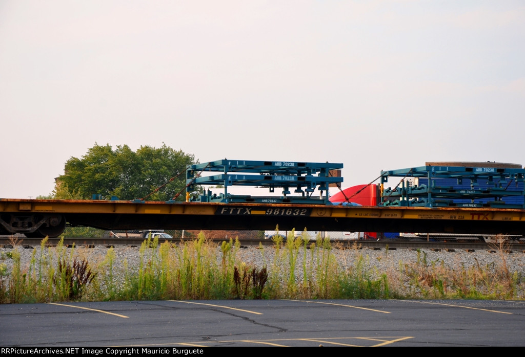 FTTX Flat Car to transport pick up frames