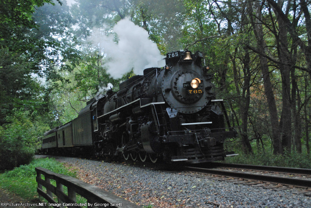765 puts on a show past deep lock quarry.