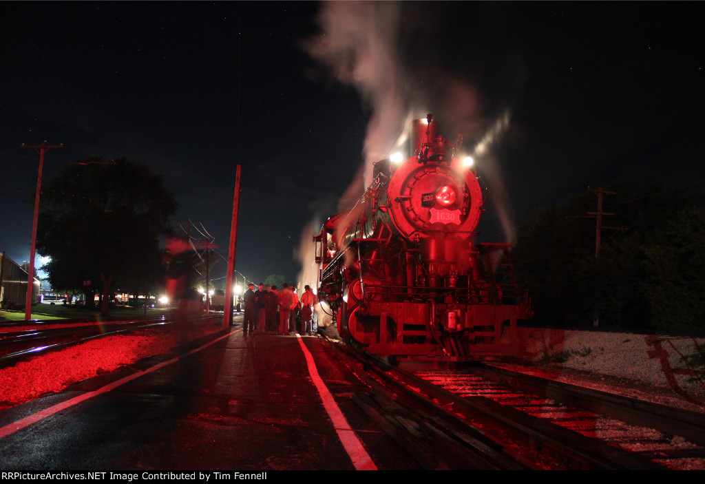 Showcase Weekend Night Train