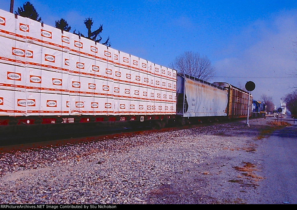 CSX/Conrail freight splits the streets in Upper Sandusky, Ohio.