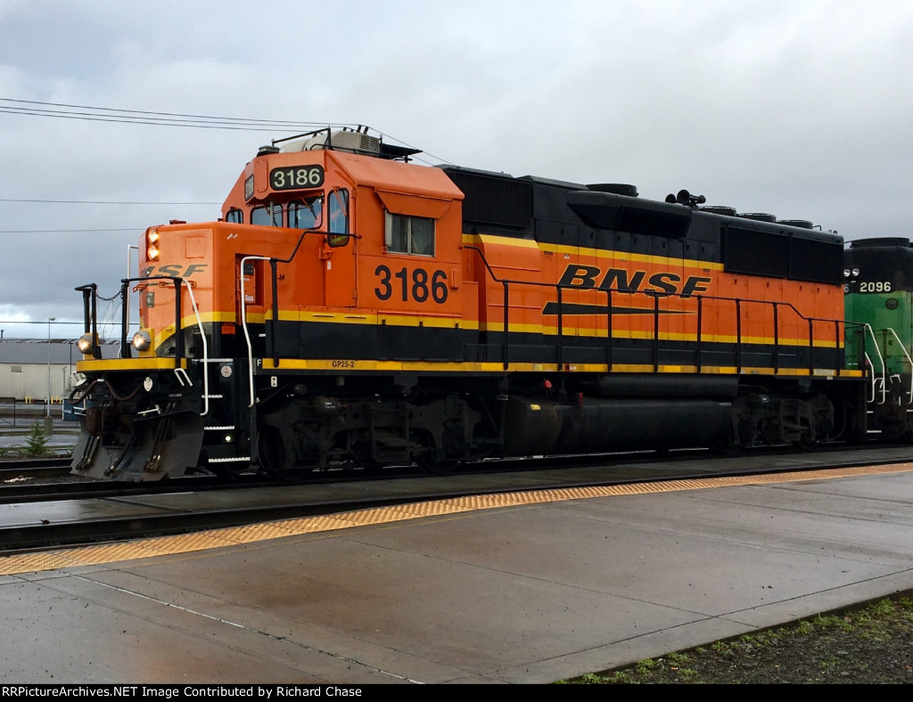 BNSF 3186