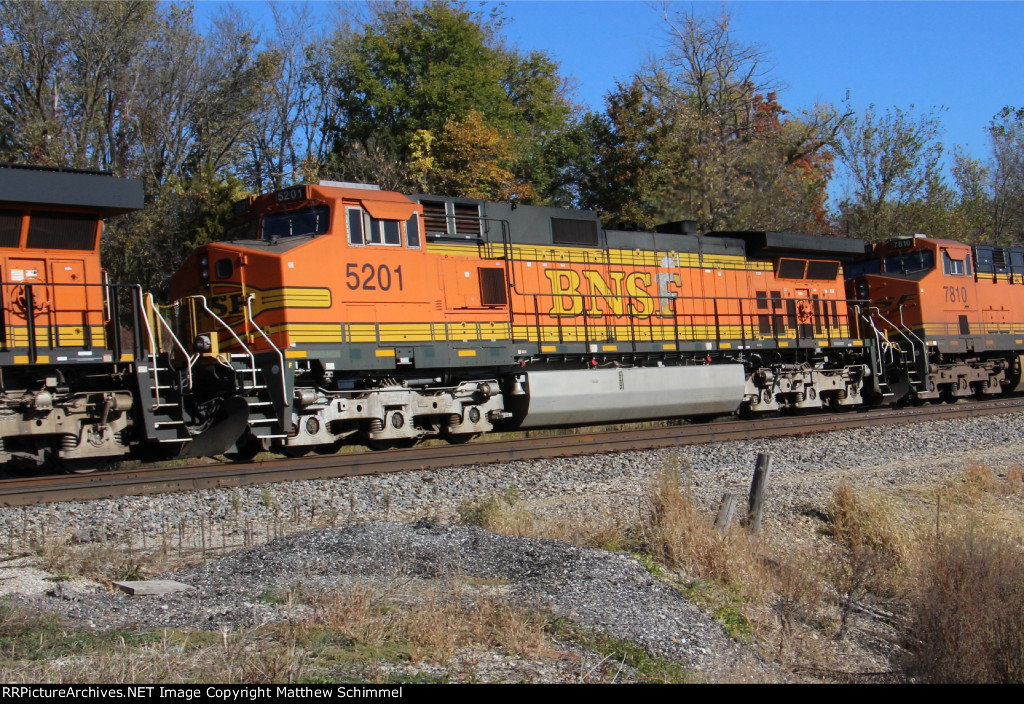 BNSF 5201