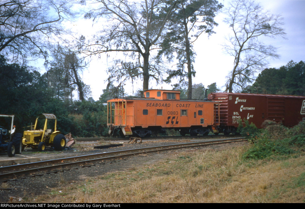 SCL Caboose #883