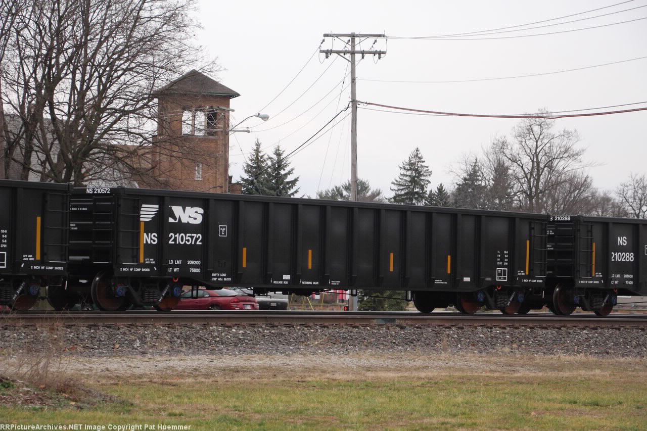 NS 210572