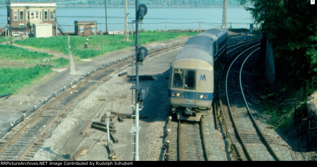 Budd M1 at Spuyten Duyvil * Date Unknown