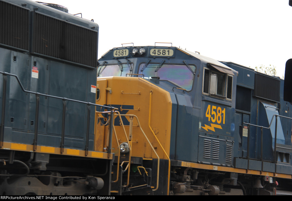 CSX Q602 Crawling through Crawford