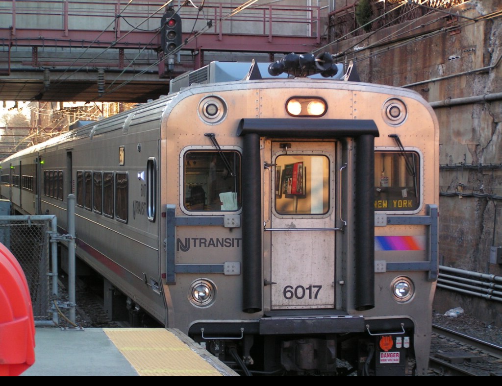 NJT 6017 Comet V