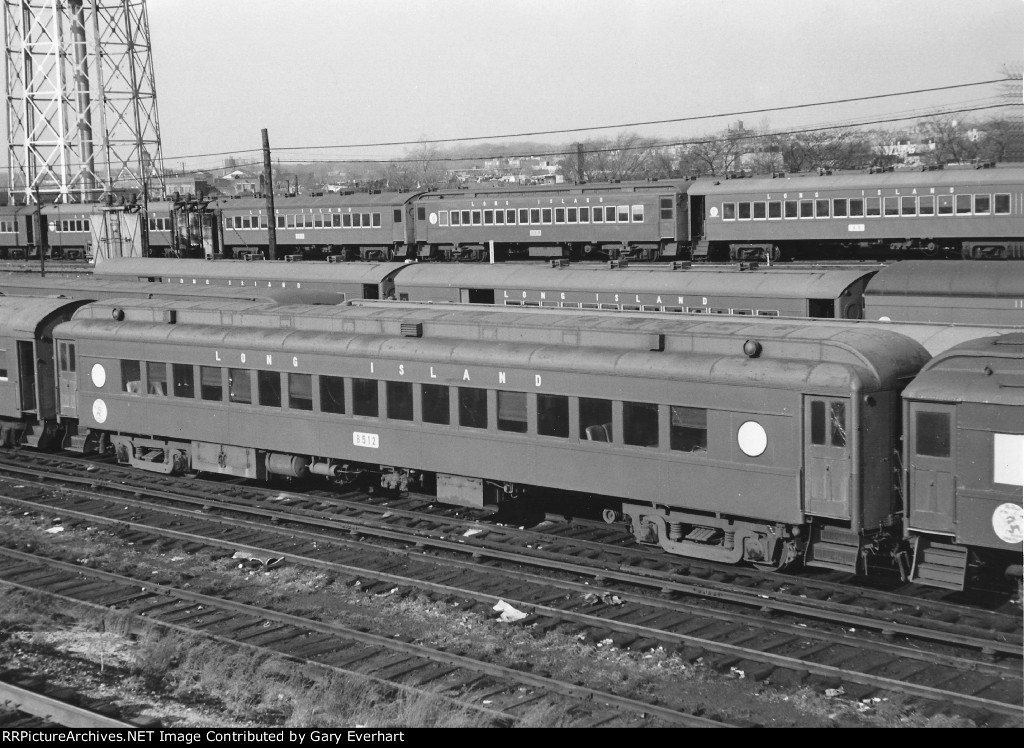 LIRR Coach #8512 - Long Island RR