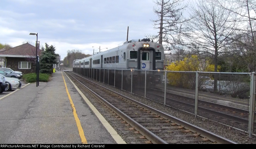 Train 58 on Track 1