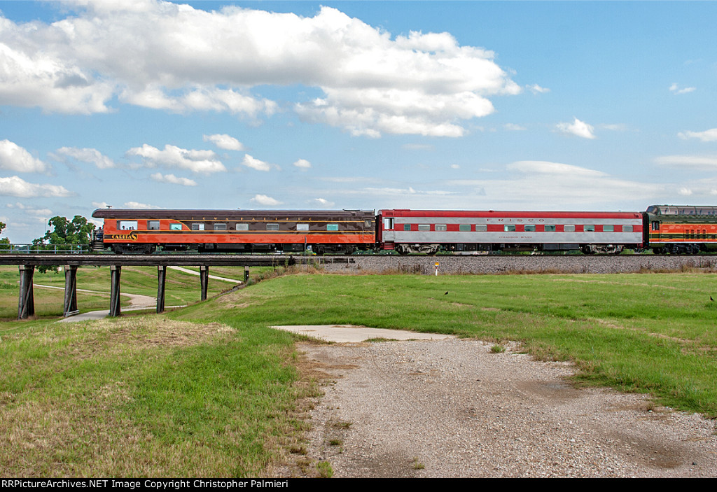 Untitled [www.rrpicturearchives.net]