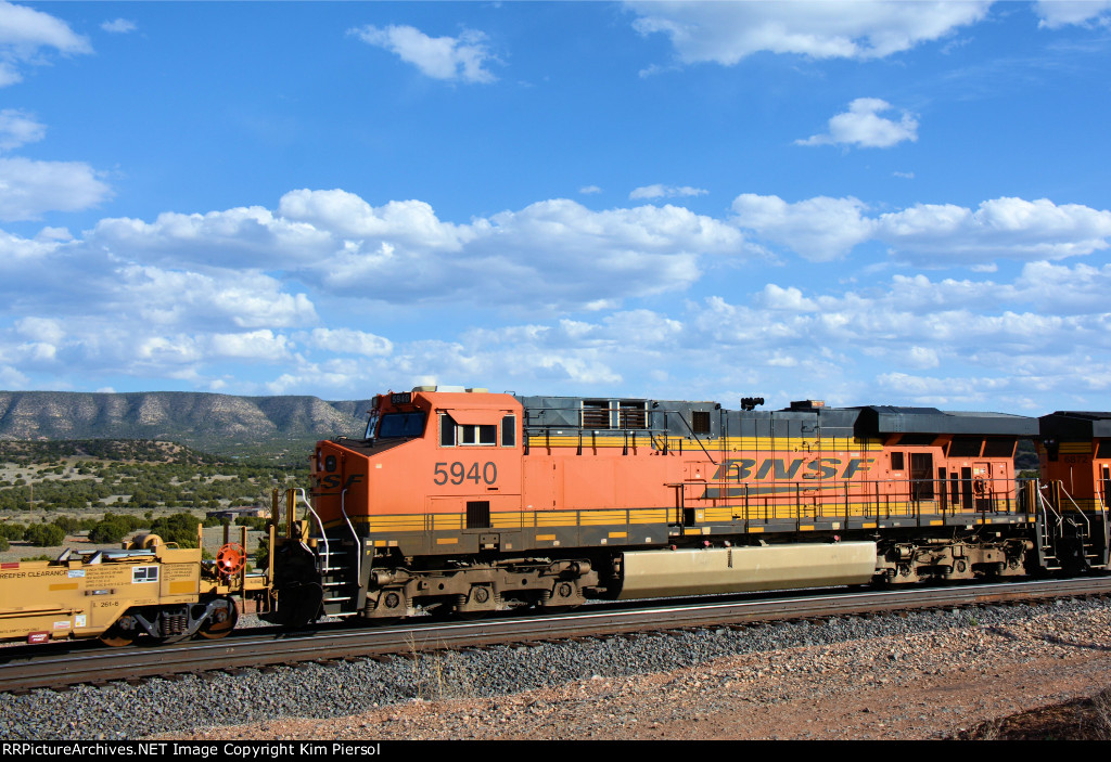 BNSF 5940