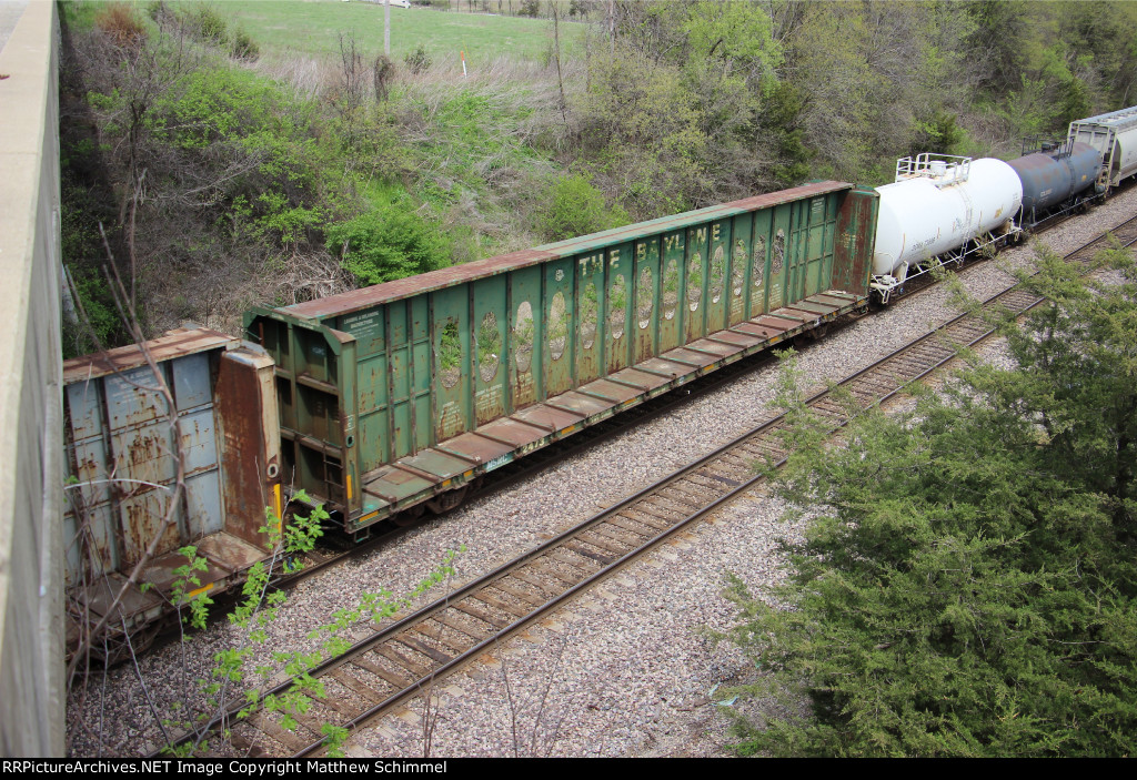Former Bayline Opera Window Lumber Car