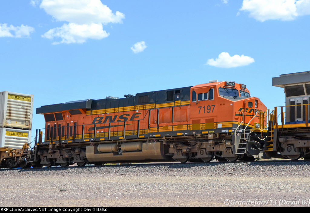 BNSF 7197