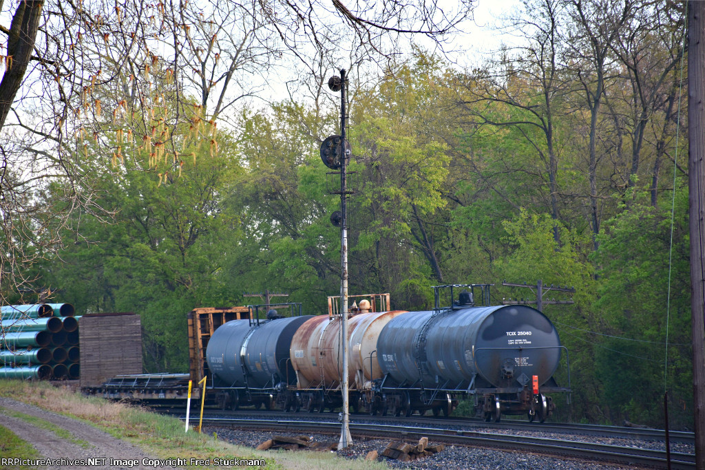 And finally passing the WB BD Tower home signal.