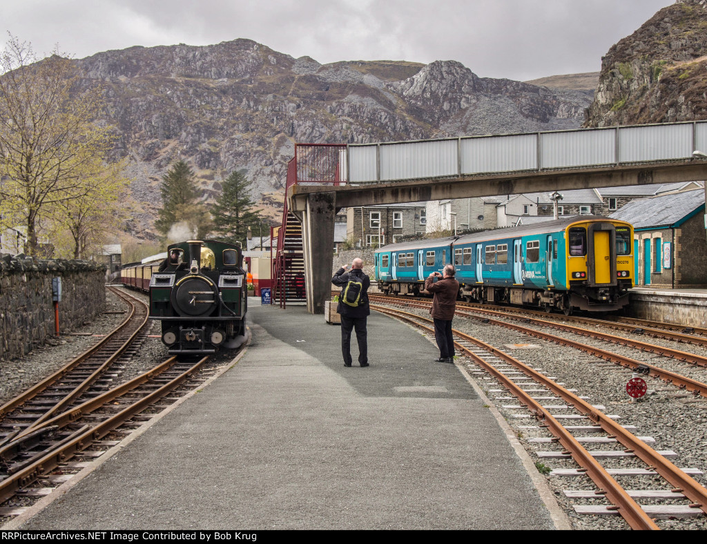 Ffestiniog Railway 0-4-4-0 Double Fairlie Locomotive "Earl of Merioneth ...