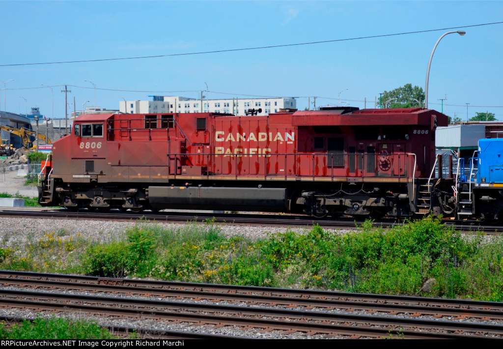 CP 8806